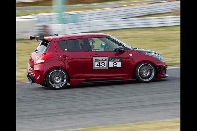 ZC32S スイフトスポーツ R's RRP パフォーマンスエアロリアウィング 翼端板外側 カーカーボン仕様 / 品揃え多数のエアロパーツ専門通販ならエアツケ！